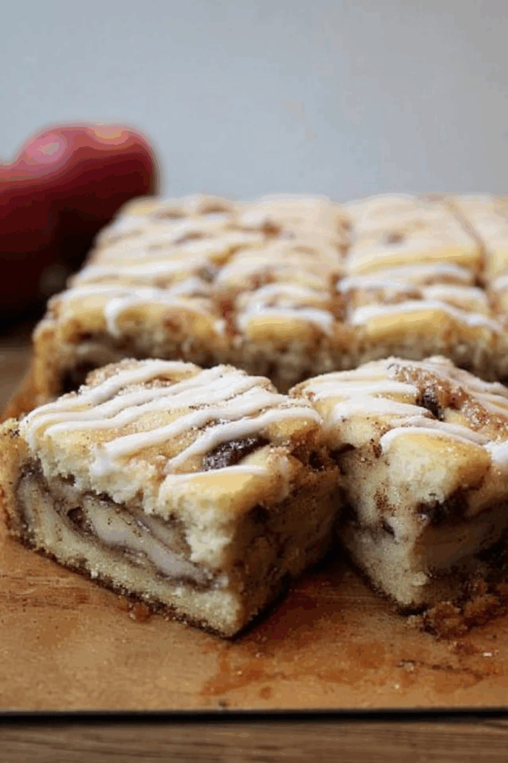 Apple Cinnamon Sheet Cake: A Perfect Fall Dessert - What To Cook