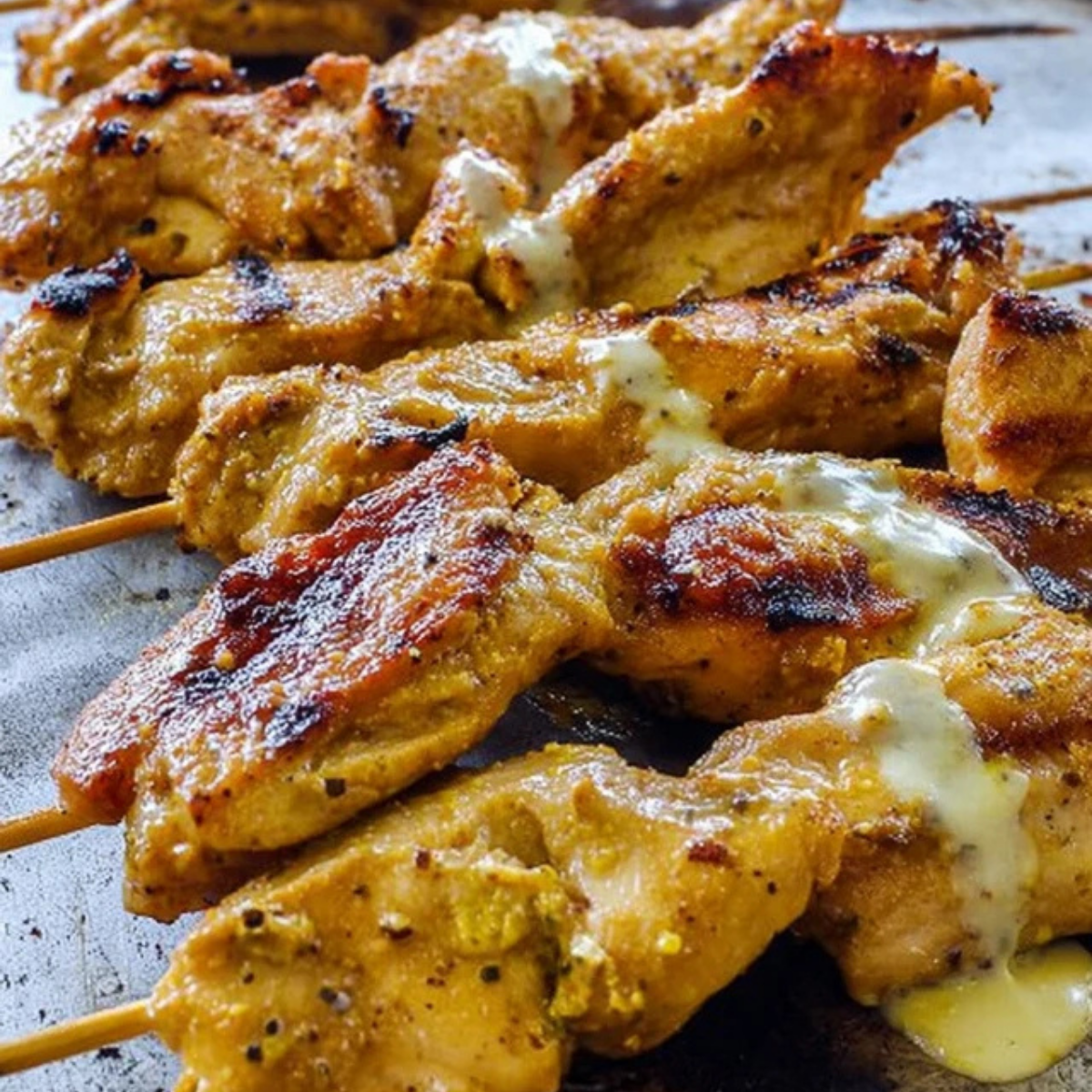 Grilled Chicken with Alabama White Sauce: A Tangy, Smoky BBQ Favorite ...