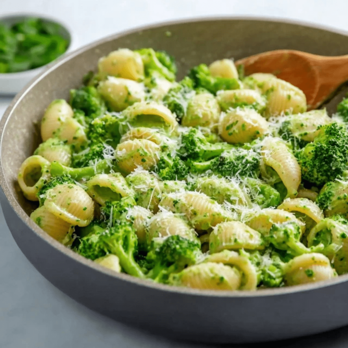 Healthy Broccoli Pasta – A Light and Flavorful Weeknight Dinner - What ...