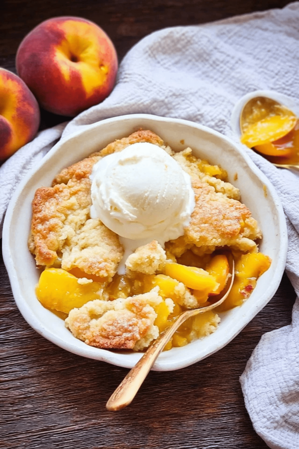 Nectarine Cobbler Recipe: The Ultimate Summer Dessert - What To Cook