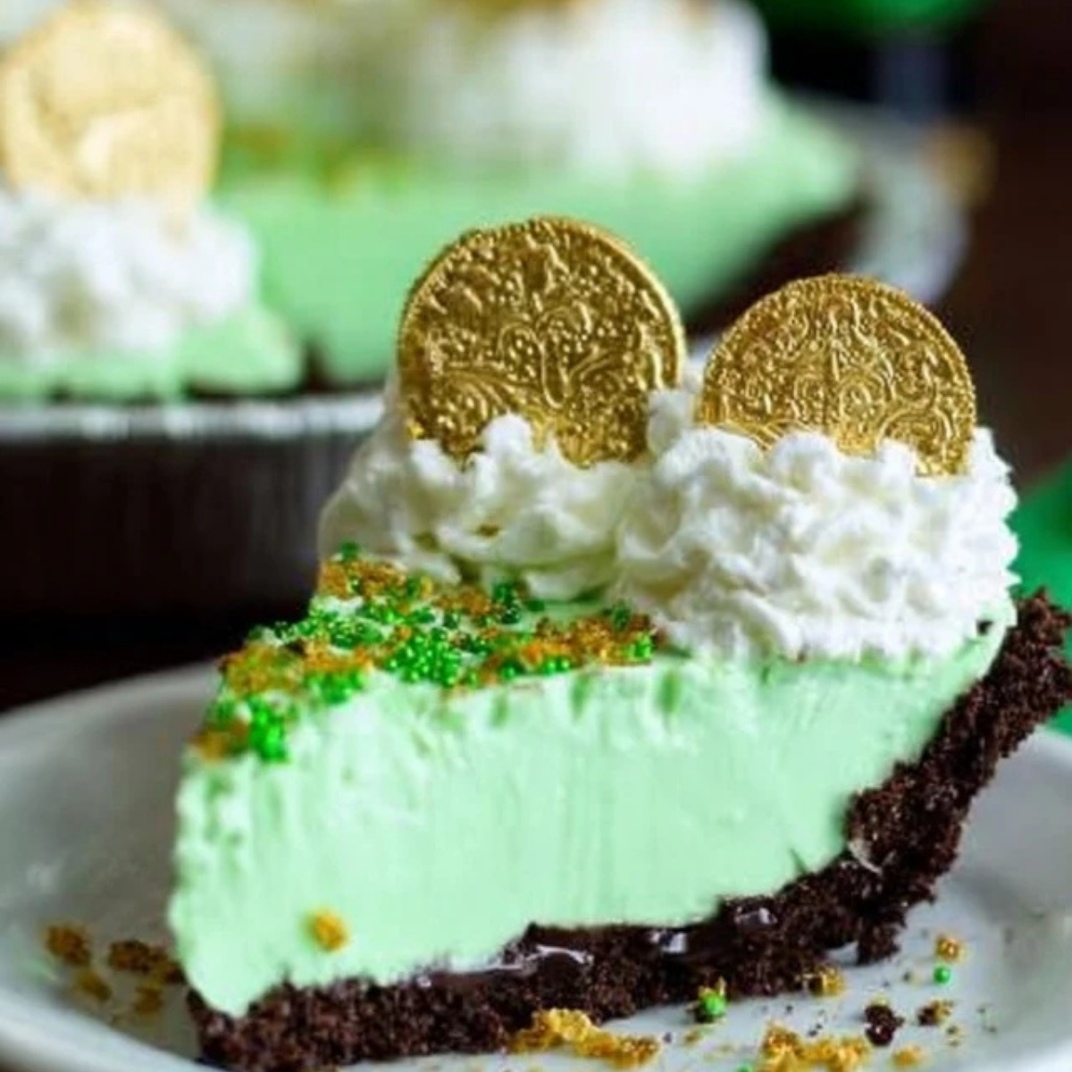 Shamrock Mint Chocolate Pie: A Refreshing No-Bake Dessert - What To Cook